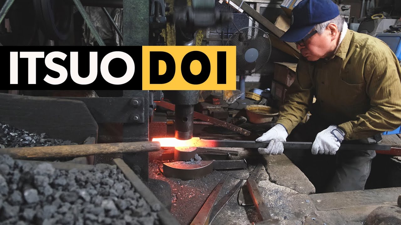 Japanese Knife Making: Itsuo Doi Workshop Tour, Hand Forging & Grinding ...