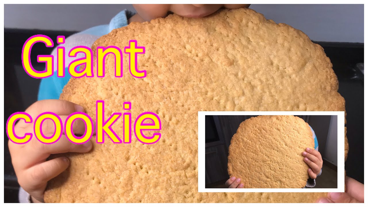 A giant cookie Recipe /big cookie recipe by Yasmeen Cuisine - YouTube