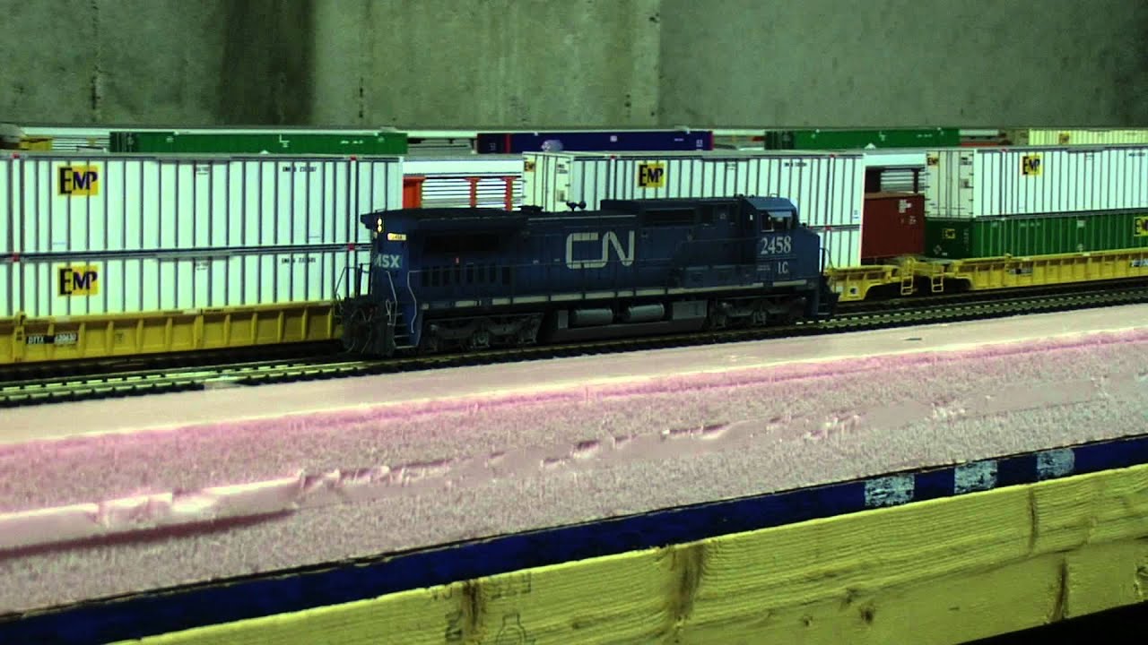 Custom Weathered Atlas C40-8W CN #2458 with Tsunami Sound - YouTube