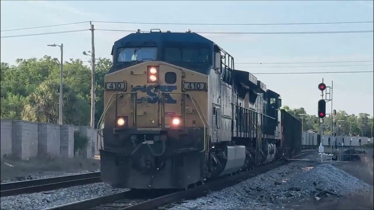 CSX L743 At Baker Street Crossing In Plant City Florida - YouTube