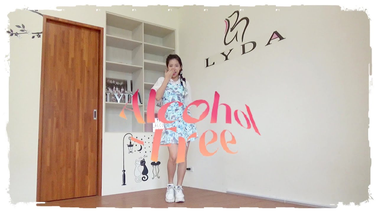 TWICE -Alcohol-Free dance cover by LYDA - YouTube