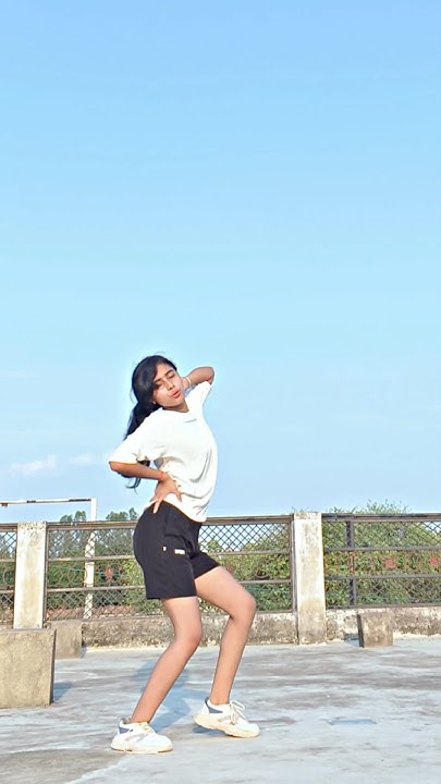 JENNIE - with the IE (Way Up) Dance Cover 🔥💥 #jennie #wayup #shorts - YouTube