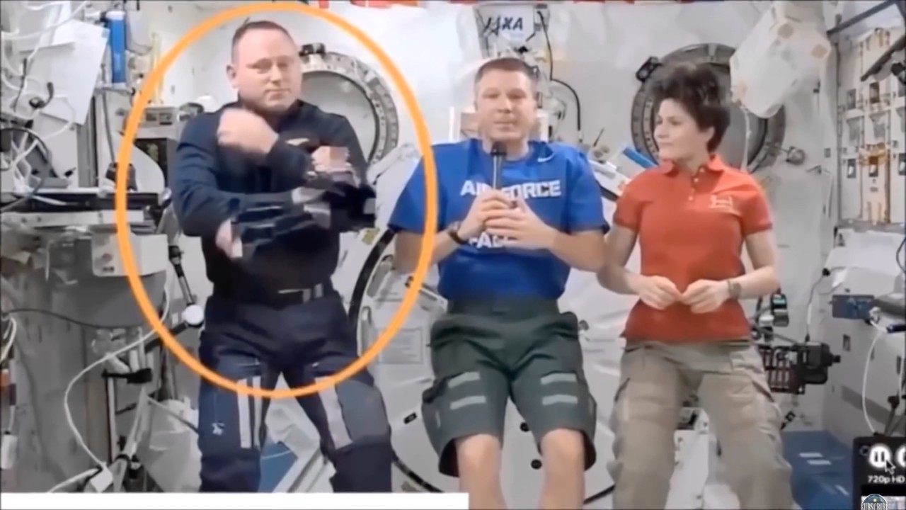 NASA Lies - Spin - Green Screen & Special effects Pt 2 - YouTube