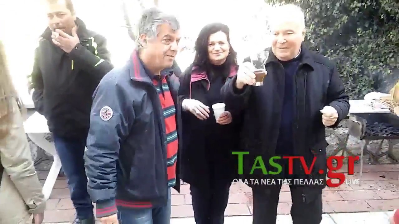 ΕΔΕΣΣΑ : ΤΣΙΚΝΟΠΕΜΠΤΗ ΣΤΟΝ ΠΕΖΟΔΡΟΜΟ 16-2-2017 - YouTube