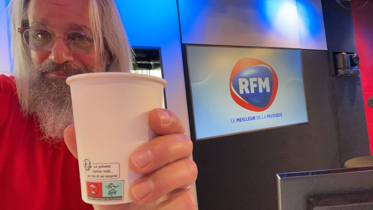 En direct du studio radio RFM - YouTube