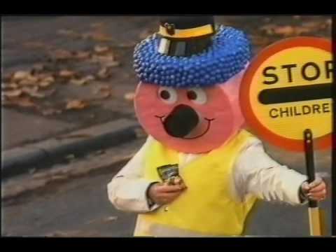 Bertie Bassett licorice allsorts Classic Vintage British Tv Ad - YouTube