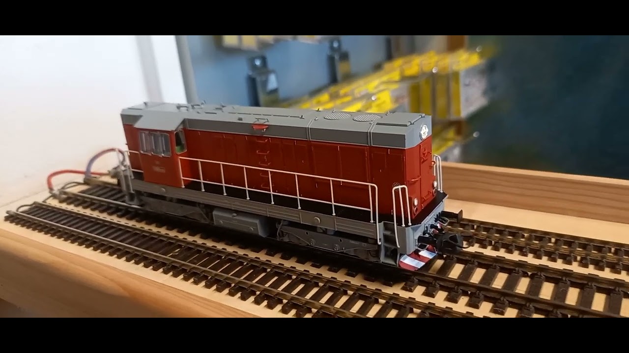 Zvuková verze T466.2050 ČSD od ROCO - YouTube