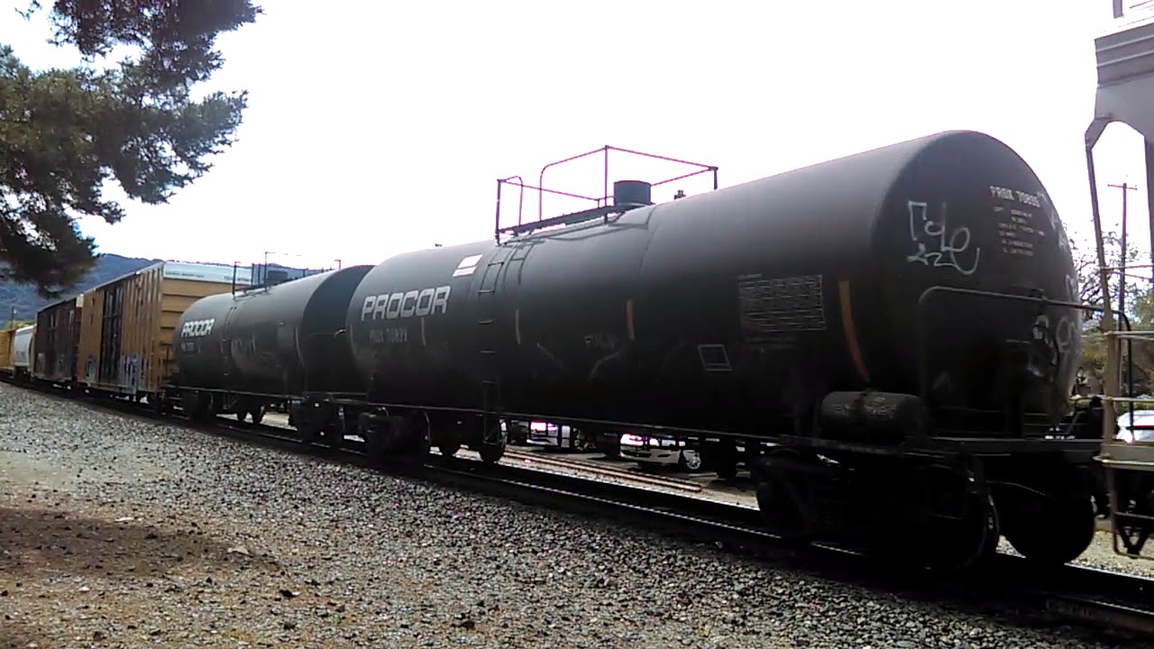 Up 4878 MWSRV going through pleasanton - YouTube