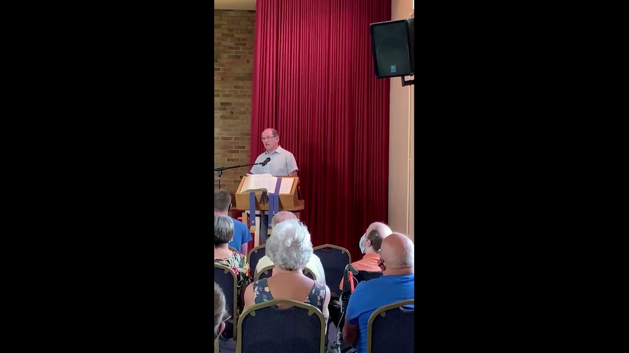 Revd. Richard's surprise presentation on Sunday - YouTube
