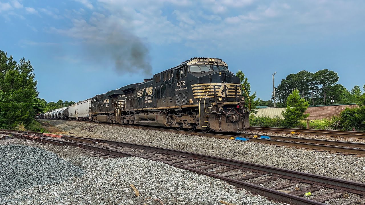 NS 4072 Leads Round Trip Turn P80 with a Gorgeous Mixed Cast P5 - YouTube
