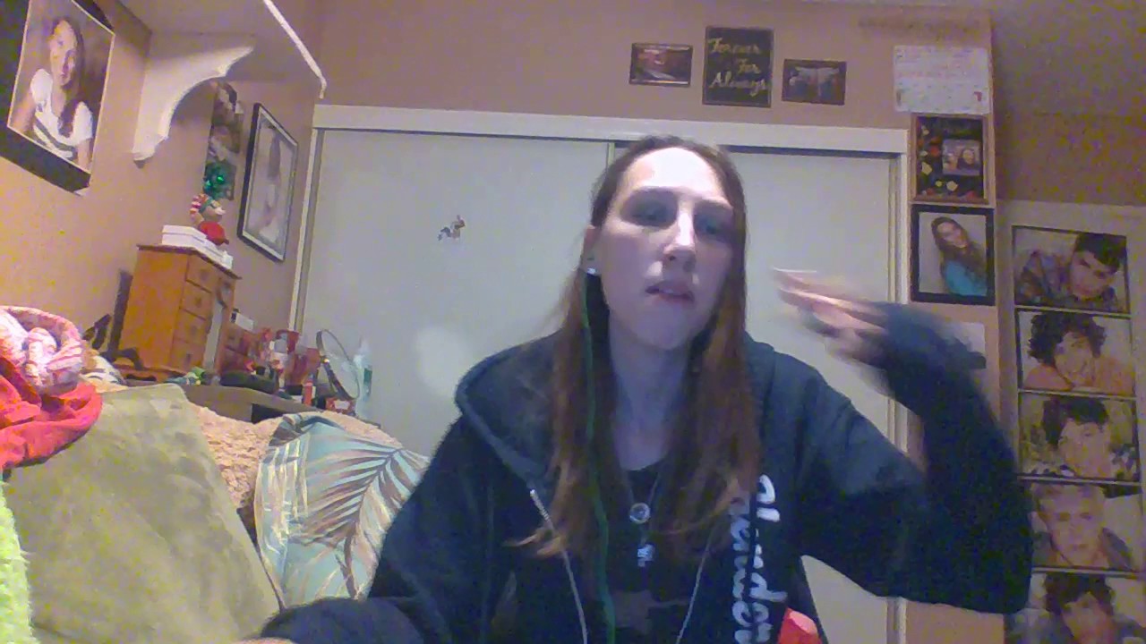 Shy girl singing -Play that song - YouTube