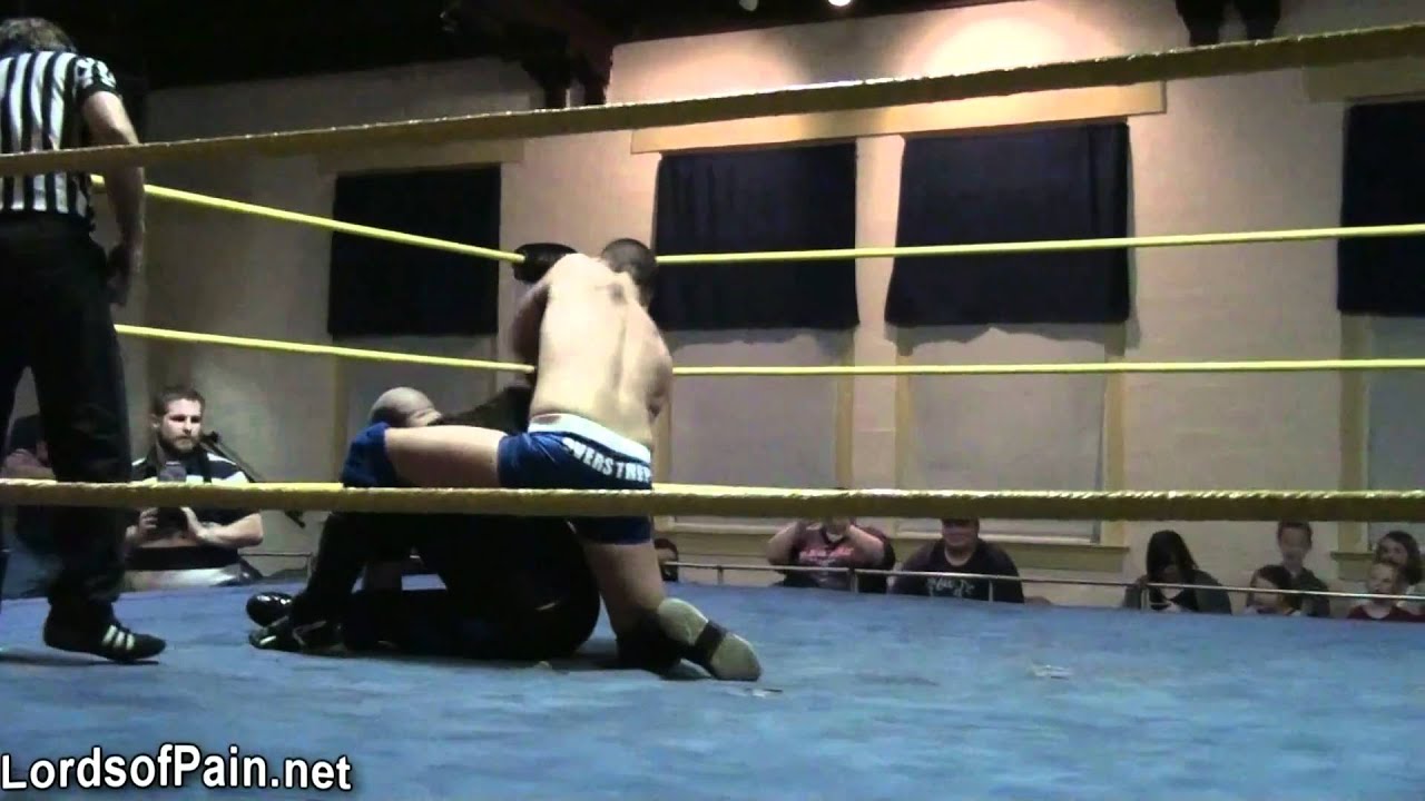 Maze vs Justin Overstreet - YouTube