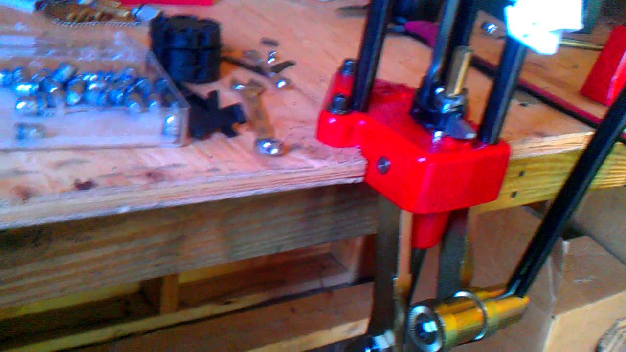 Reloading .45 LC using a Lee turret press. - YouTube