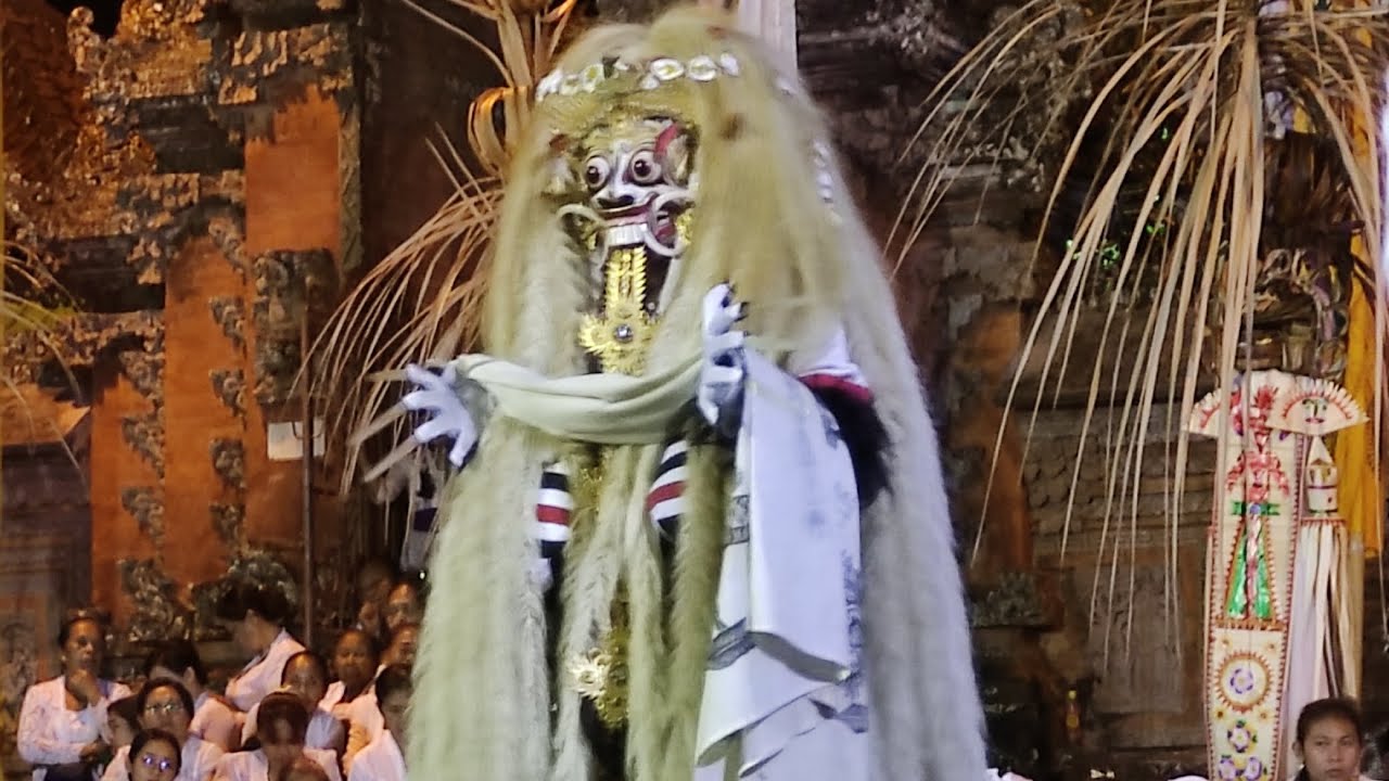 Sugra Ida ratu SESUHUNAN ratu mas pura Dalem bekak MENGWI napak pertiwi ...