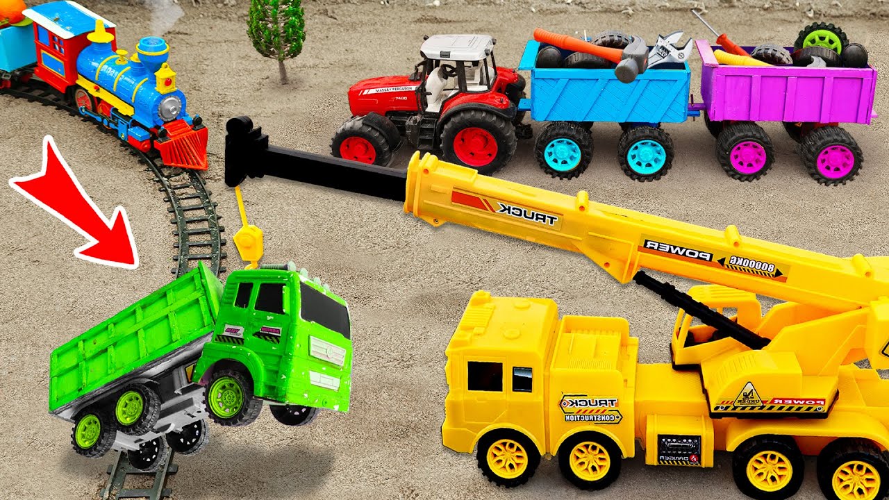 Car toy JCB - Mini Tractor, Crane rescues the Train and assembles dump ...