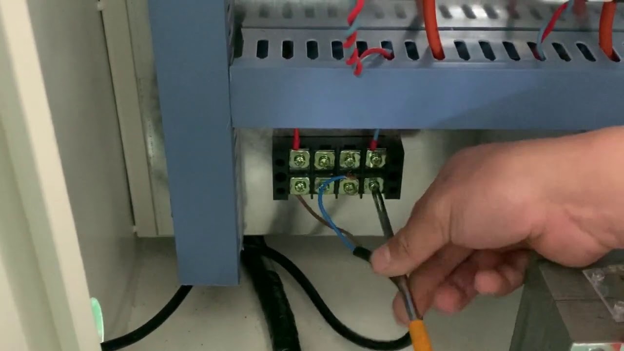 how to connect power wire - YouTube