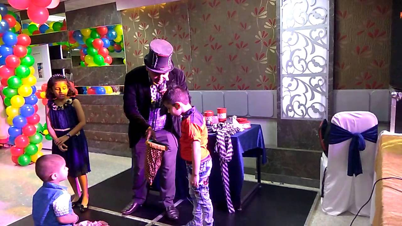 Magic show in Delhi Gurgaon Best Delhi Magician, magician in India ...