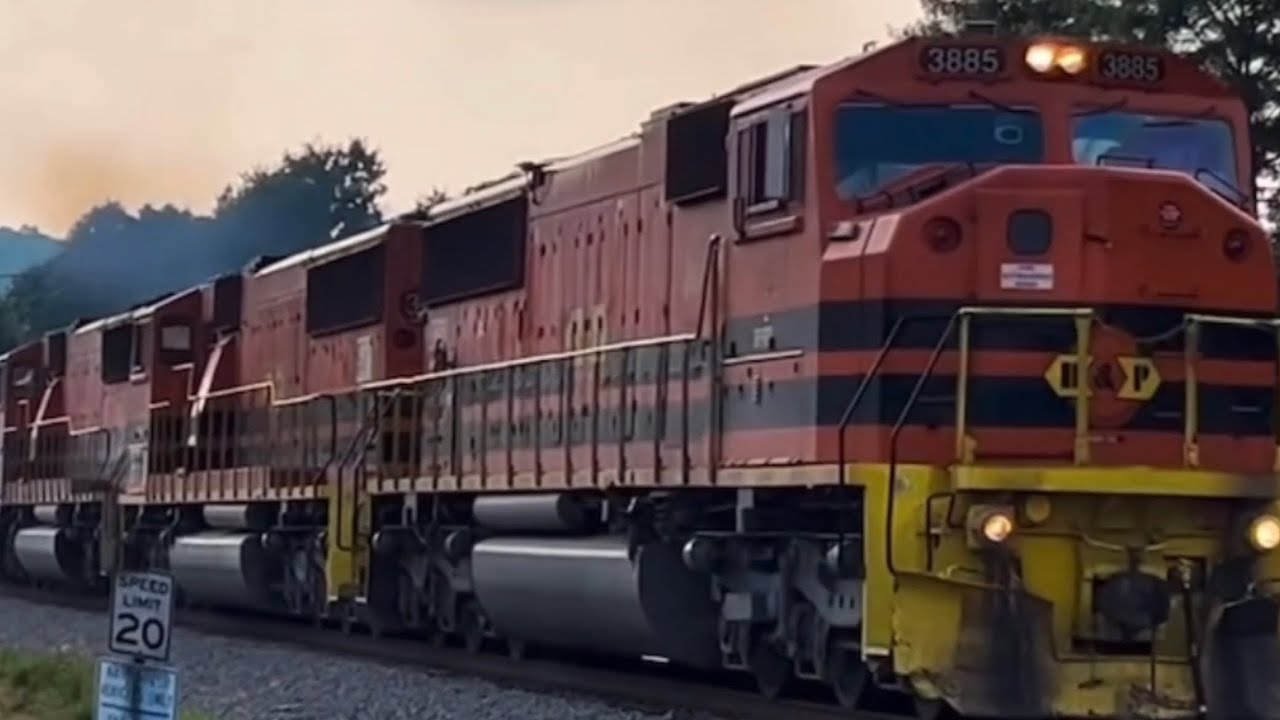 9 ENGINES ON 1 FREIGHT TRAIN, CN M-2’S FRIENDLY CREWS AND MORE… - YouTube