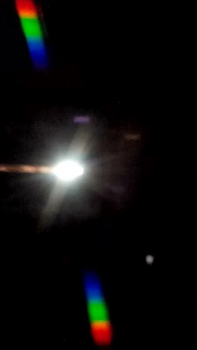 diffraction of white light using spectroscope - YouTube