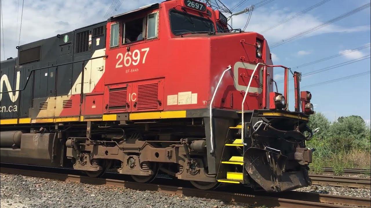 CN Auto Train E276 IC C44-9W 2697 SD75I 5764 Snider West Jane Street MacMillan Yard York ...