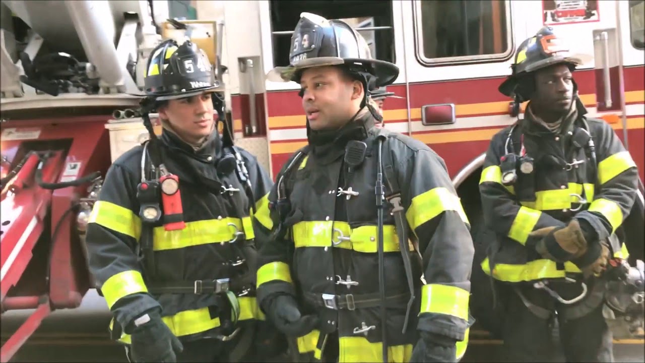 FDNY BOX 1036 - FDNY BATTLING A 10-77 2ND ALARM HIGH RISE FIRE ON WEST ...