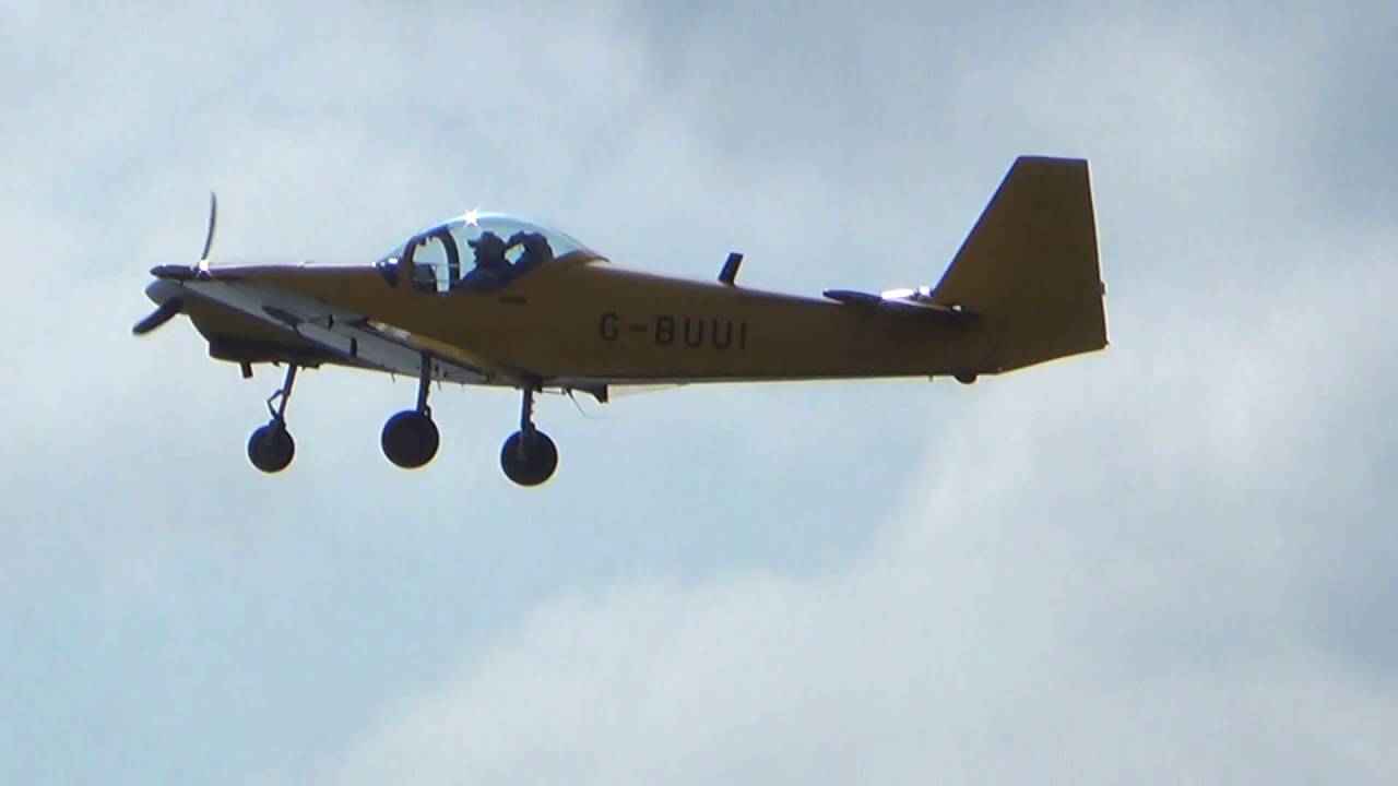 Slingsby T67M MK.II Firefly (G-BUUI) and Socata MS-893A Rallye (G-AXOT ...