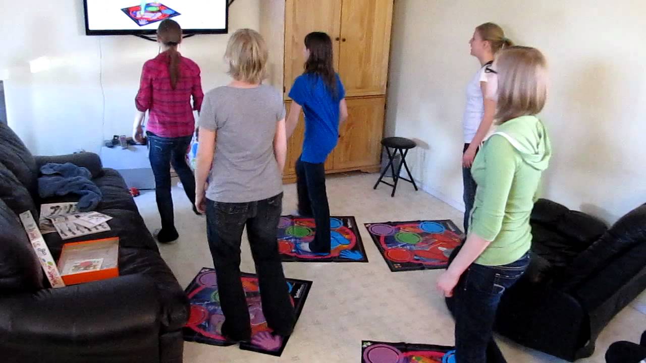 Twister dance - YouTube