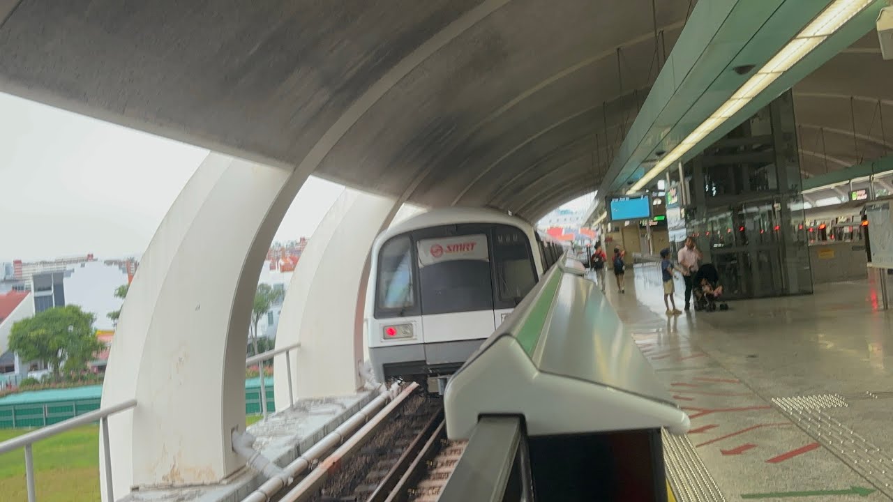 [151 PMSM!!!] KHI C151 PMSM 131/132 Departing Kembangan - YouTube