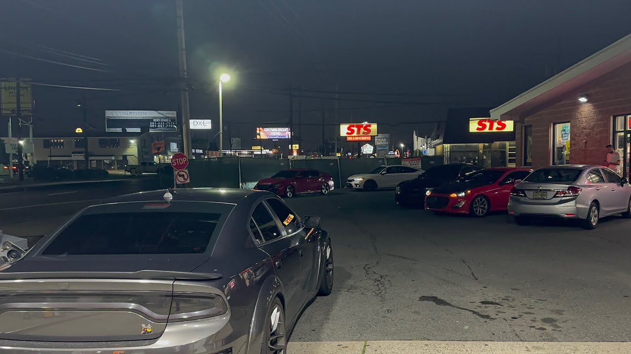 FRIDAY NIGHT CAR MEET! LAUGHS AND VIBEZZ 🤞🏽🤞🏽 - YouTube