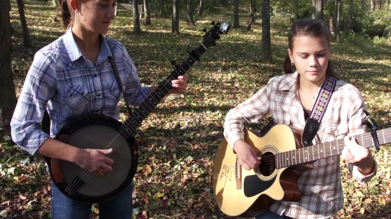 Grace And Emily (first place) Bluegrass 2011 - YouTube