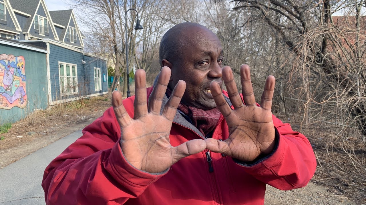 Camera turns to Kenyan! - YouTube