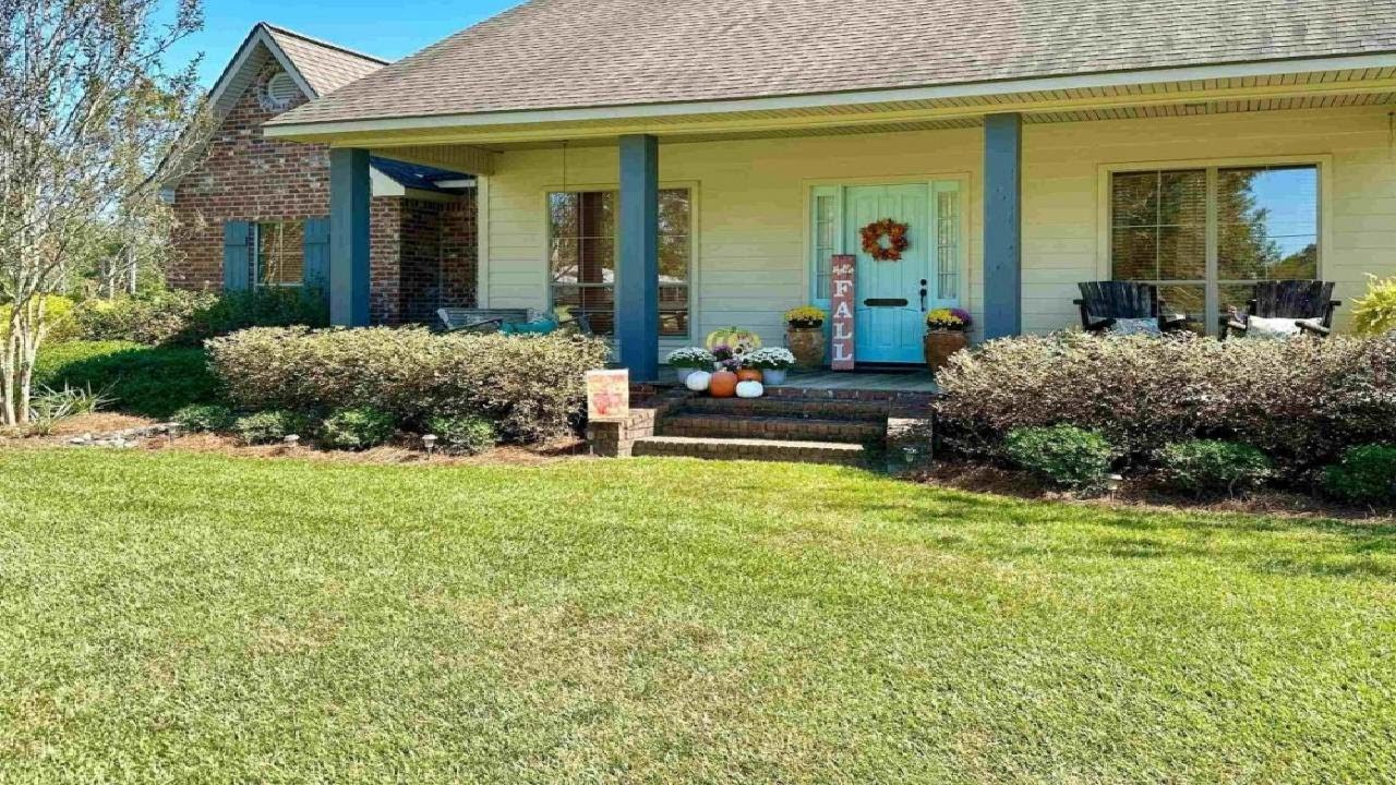 33180 N DOYLE RD, Holden, LA Presented by Katie Thousand. - YouTube