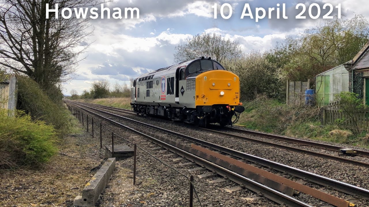 *New Alarm* Howsham Station Level Crossing (10/04/2021) - YouTube