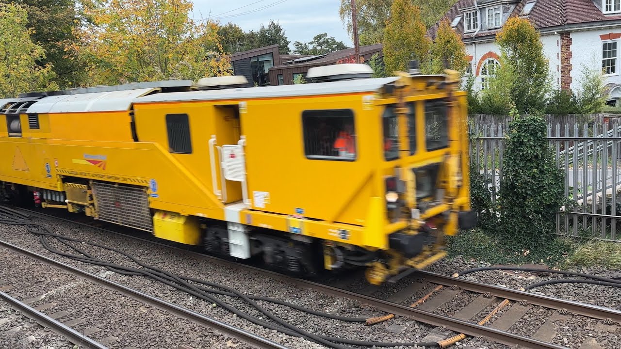 Harsco YZA Plain Line Stoneblower | DR80206 | Network Rail - YouTube