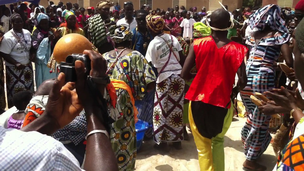 DEMONSTRATION DE LA CULTURE BALANTE A BLOC SEFA - YouTube