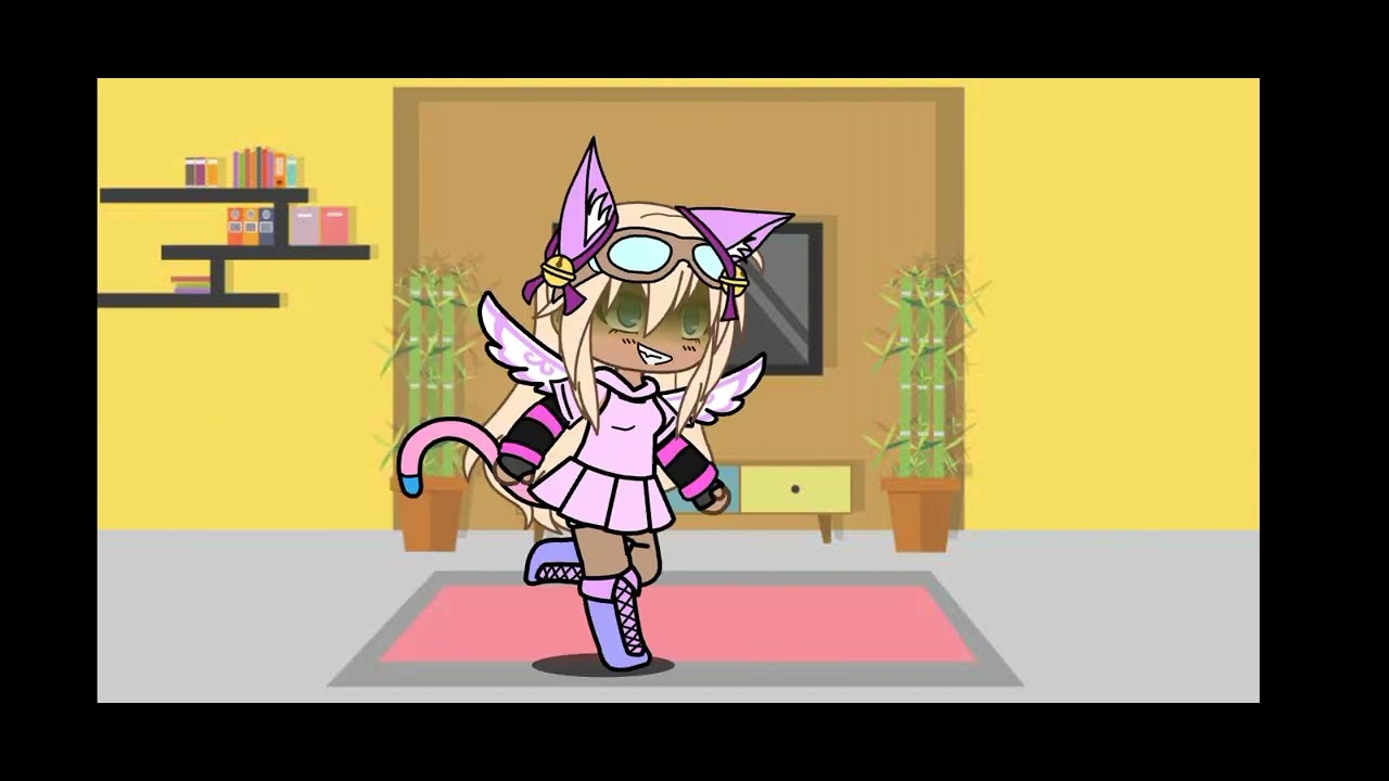 Peeing in diaper and in a plant//♡ ♡//Gacha omorashi 💖//♡ - YouTube