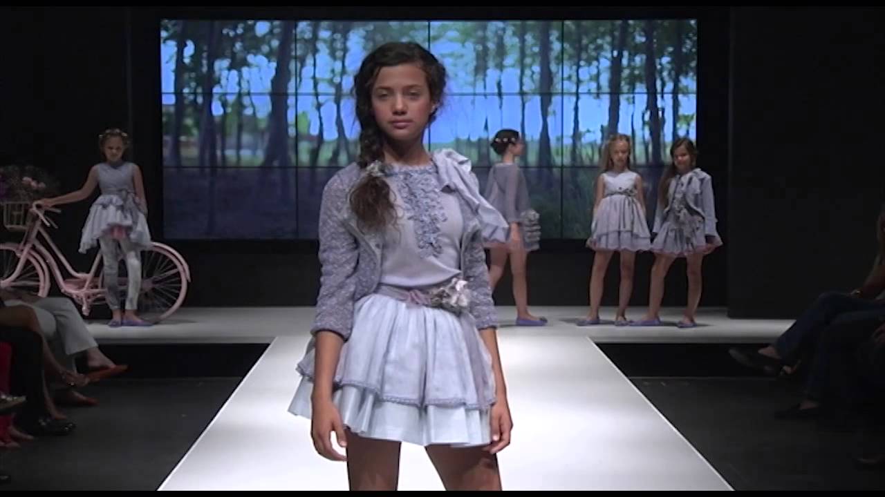 Larrana en FIMI Fashion Week - YouTube
