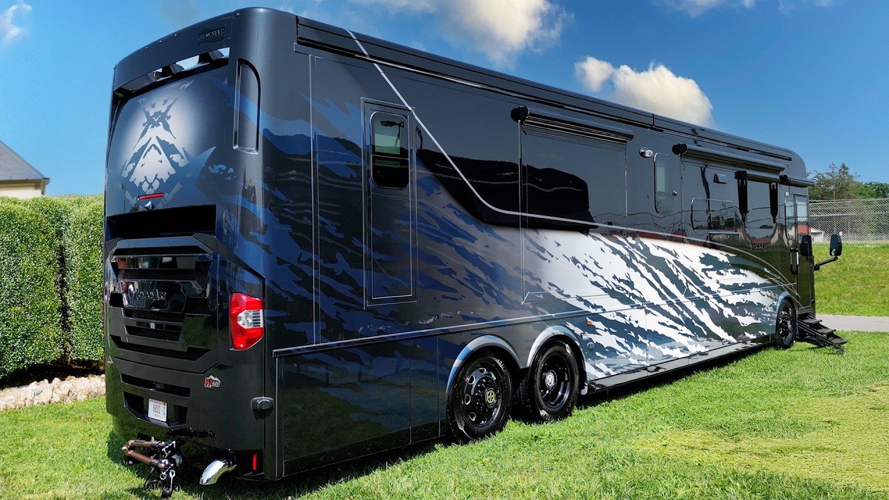 RVing with Andrew Steele | RVing - Coaches - Lifestyle - Resorts