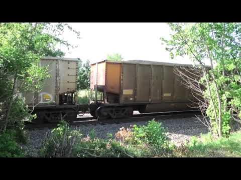 BNSF 8433 East in Wyanet, IL 6/19/21 - YouTube