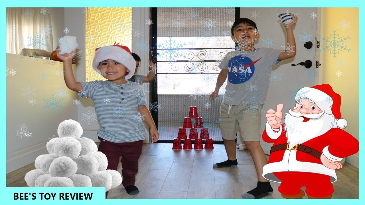 SNOWBALL TOSS! | FUN KIDS CHRISTMAS GAME - YouTube