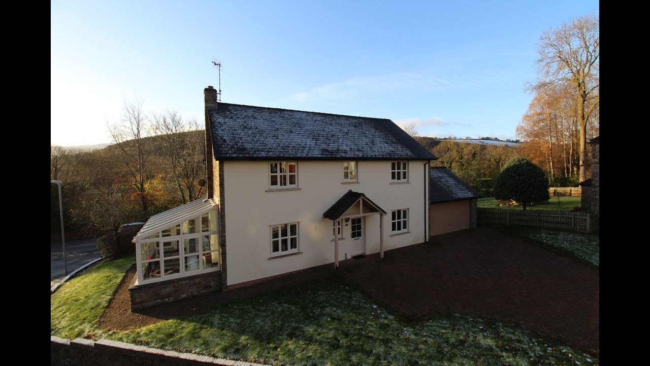 2 Limetree Close Brecon - YouTube