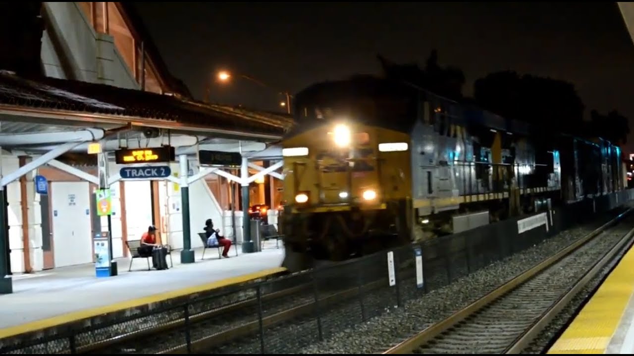 *EXTREMELY SHORT* CSX 452 at Hollywood,FL! - YouTube