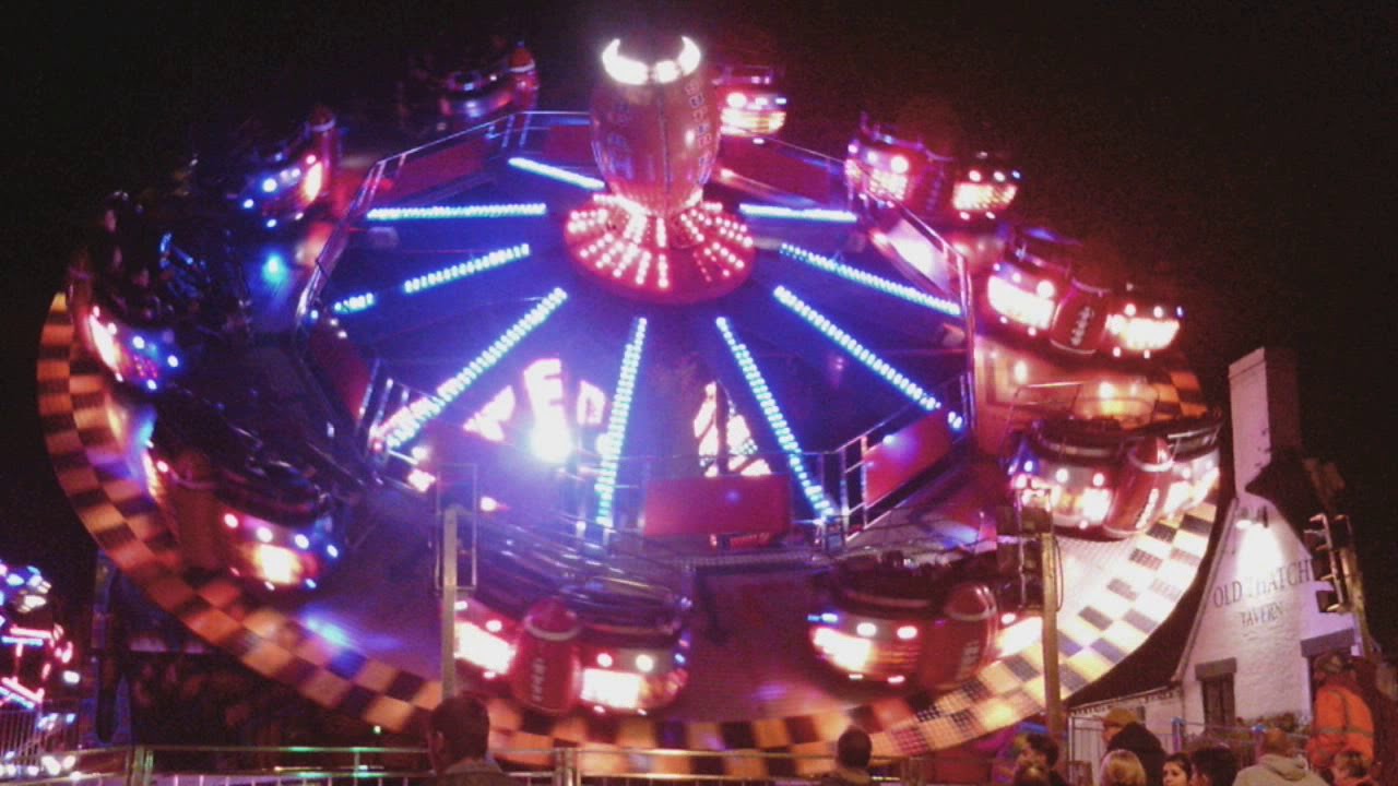 SUPER BOWL At Stratford Runaway Mop Fair/Off-Ride - YouTube