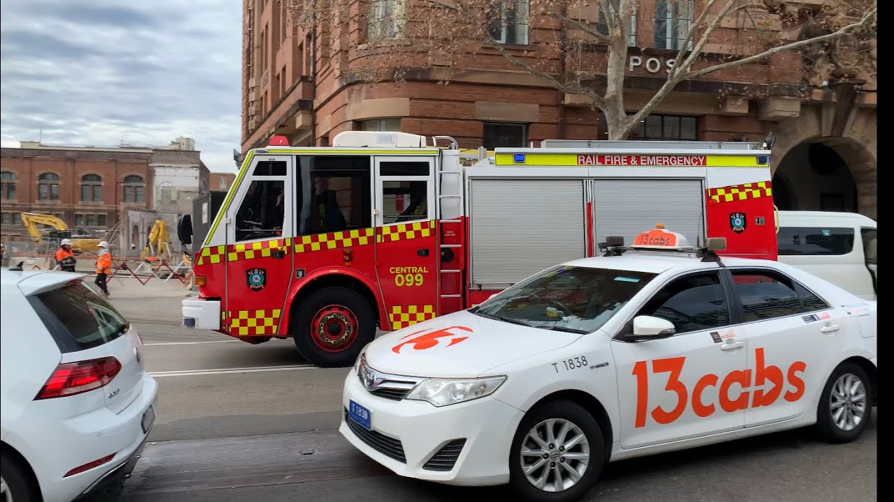 (VARLEY) RAIL FIRE & EMERGENCY [CENTRAL 099] Responding | Lee St ...