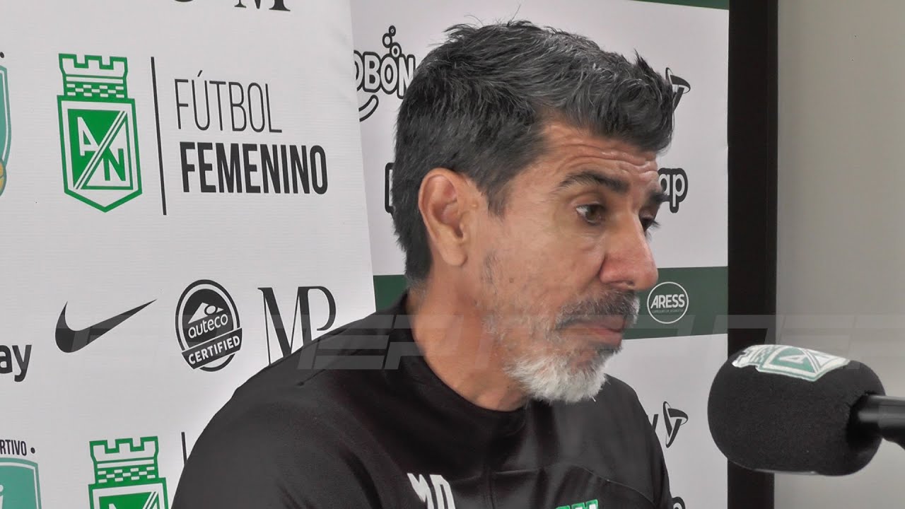 #FútbolFemenino El DT Marco Barrios, en la previa del juego Vs Junior ...