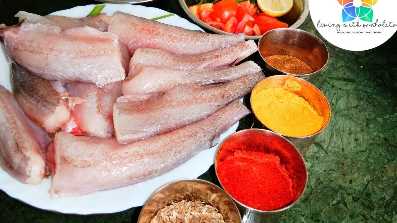 Bombay Duck fish|| Lote fish||লোটে মাছের ঝুরি - YouTube