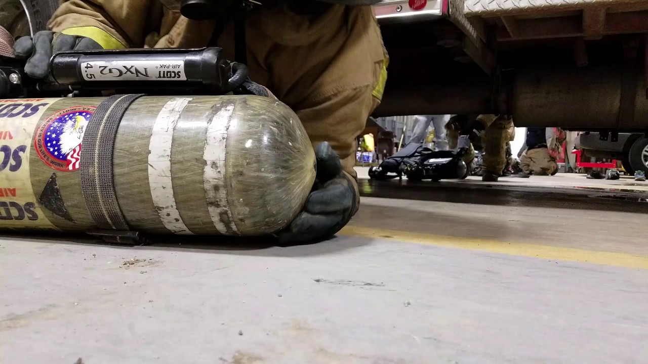 Basic air pack and confined space training - YouTube