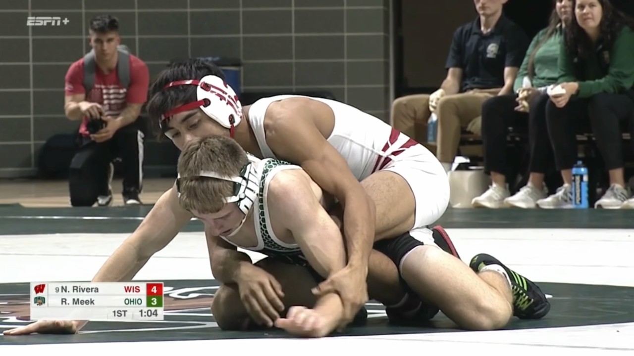 125lbs Nicolar Rivera (Wisconsin) vs Ryan Meek (Ohio) - YouTube