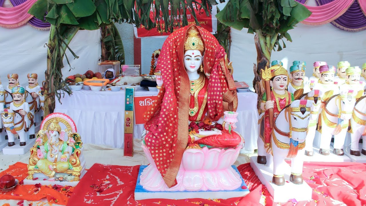 Jalyatra-Shri Lakadiya Jakkhbautera Vishalmata Mandir Pranpratishstha ...