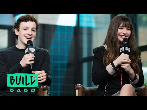 Malina Weissman & Louis Hynes On Netflix's \